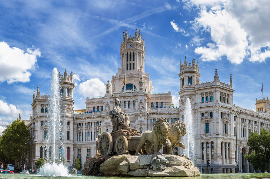 Audio guide Madrid: professional city tour guide in 7 languages