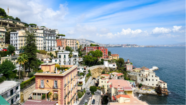 Complete guide to foreign exchange in Naples