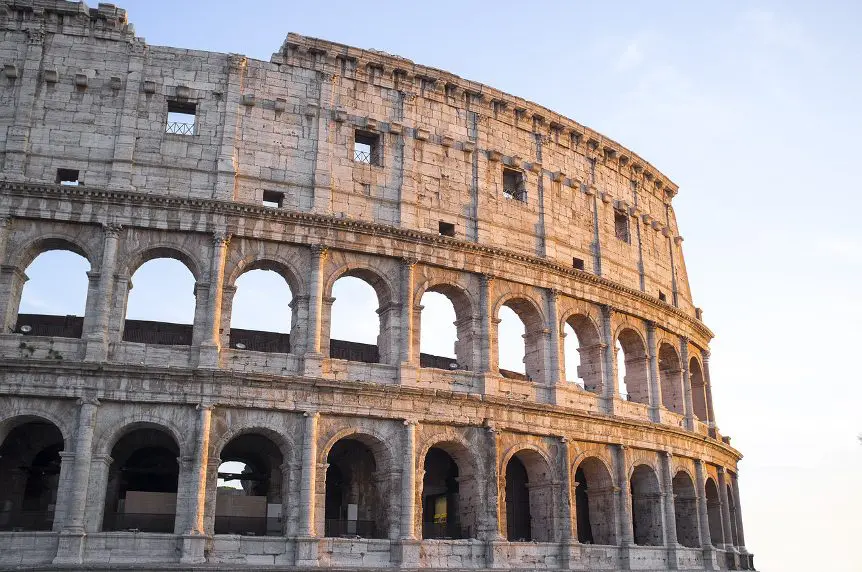 Where to go to the seaside by train in Italy